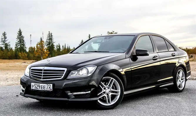 Mercedes Benz comes to Tel Aviv | Israel National News