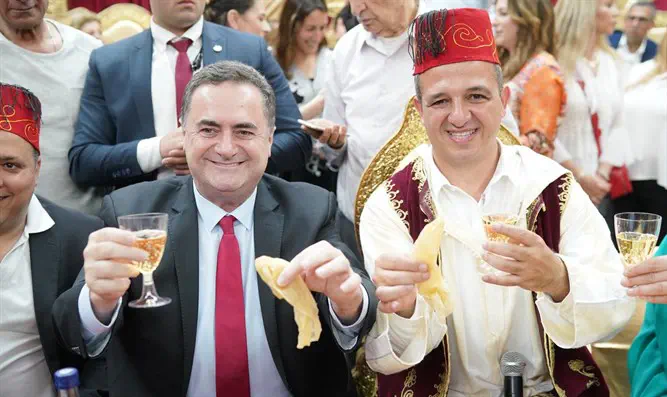 Celebrating Mimouna | Israel National News