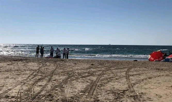 66-year-old drowns at Michmoret Beach | Israel National News