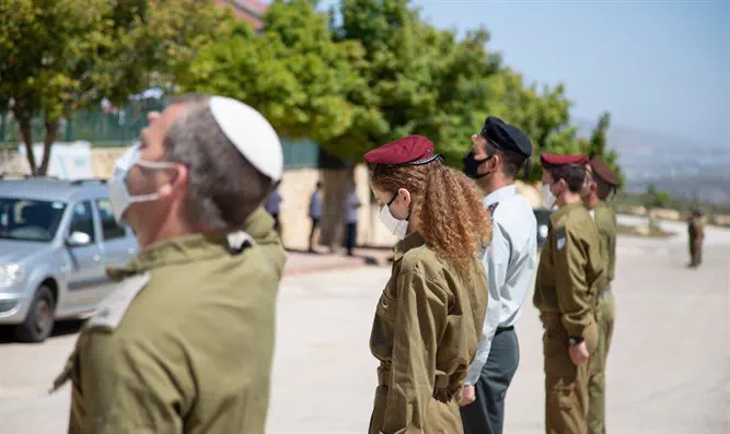 Fallen IDF soldiers Eliraz Peretz and Roi Klein saluted at their homes ...