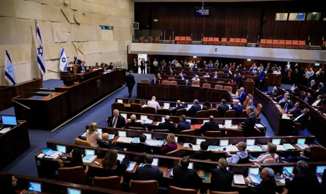 Controversial government reforms pass second and third readings ...