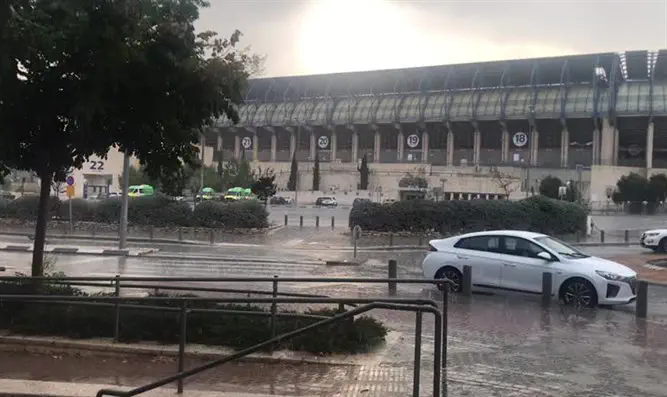 First showers descend on Jerusalem | Israel National News