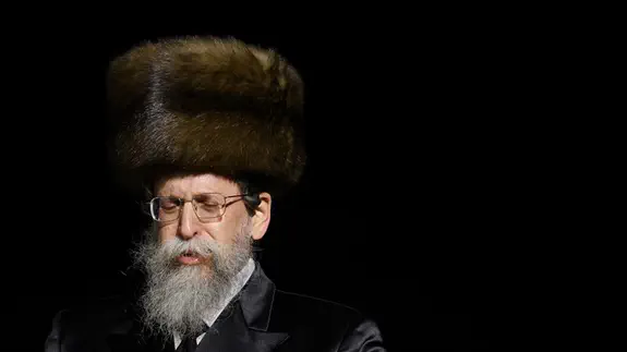 Hassidic leader sends gifts to IDF soldiers | Israel National News