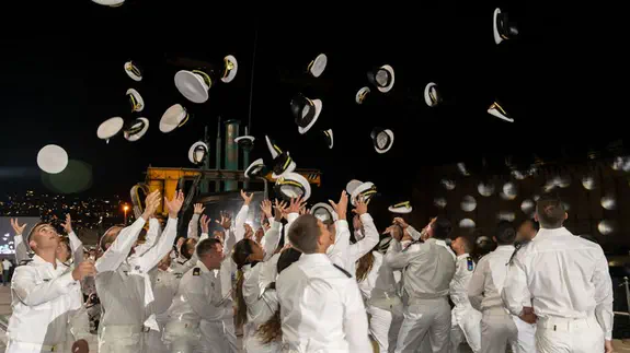 Mass skin infection halts naval cadet training course | Israel National ...