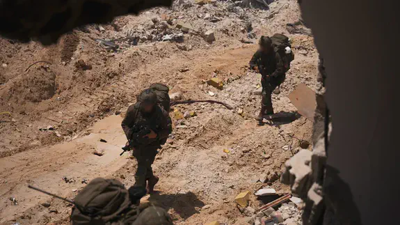 IDF medic seriously wounded in northern Gaza | Israel National News