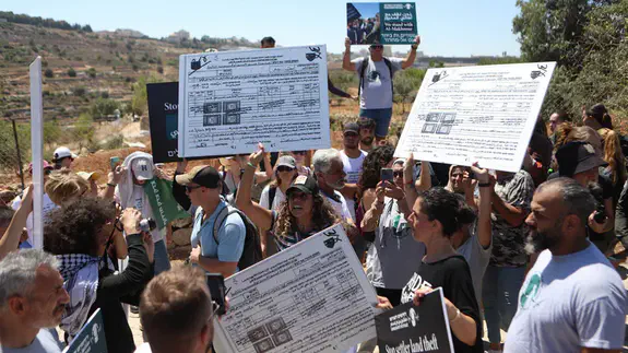 This is what stealing land in Israel looks like | Israel National News