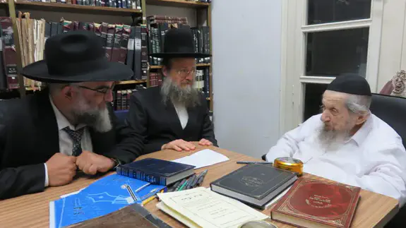 'Declaration of war' | Emergency meeting held at home of haredi leader ...