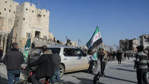 Syrian rebels reach outskirts of Damascus | Israel National News