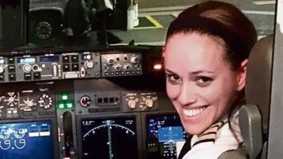 Haredi female pilot flies stranded Israelis back to Israel | Israel ...