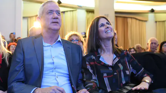 Benny Gantz reveals family secret | Israel National News