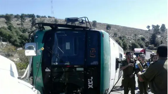 Perl Warns: Bulletproof Buses are ‘Death Traps’ | Israel National News