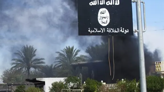 ISIS Conquers Last Syrian Border Crossing to Iraq | Israel National News