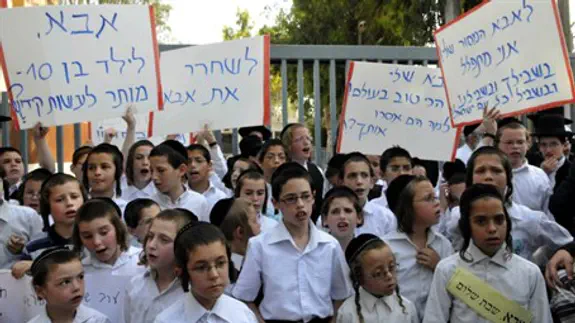 25% of Jewish students enrolled in haredi system | Israel National News