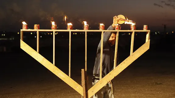 Ukrainian vandals smear animal blood on menorah | Israel National News